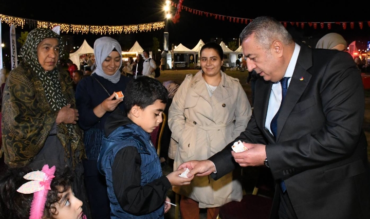 Ramazan Özcan'a Festivalde ilgi bir hayli yoğun!